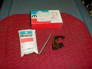 NOS Mopar Heat Riser Repair Kit 1965 Thru 1968 273 & 318 CI Engines ...