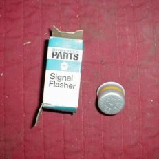NOS Mopar Turn Signal Flasher 1969-71 Models Yellow Stripe - Hiltop ...