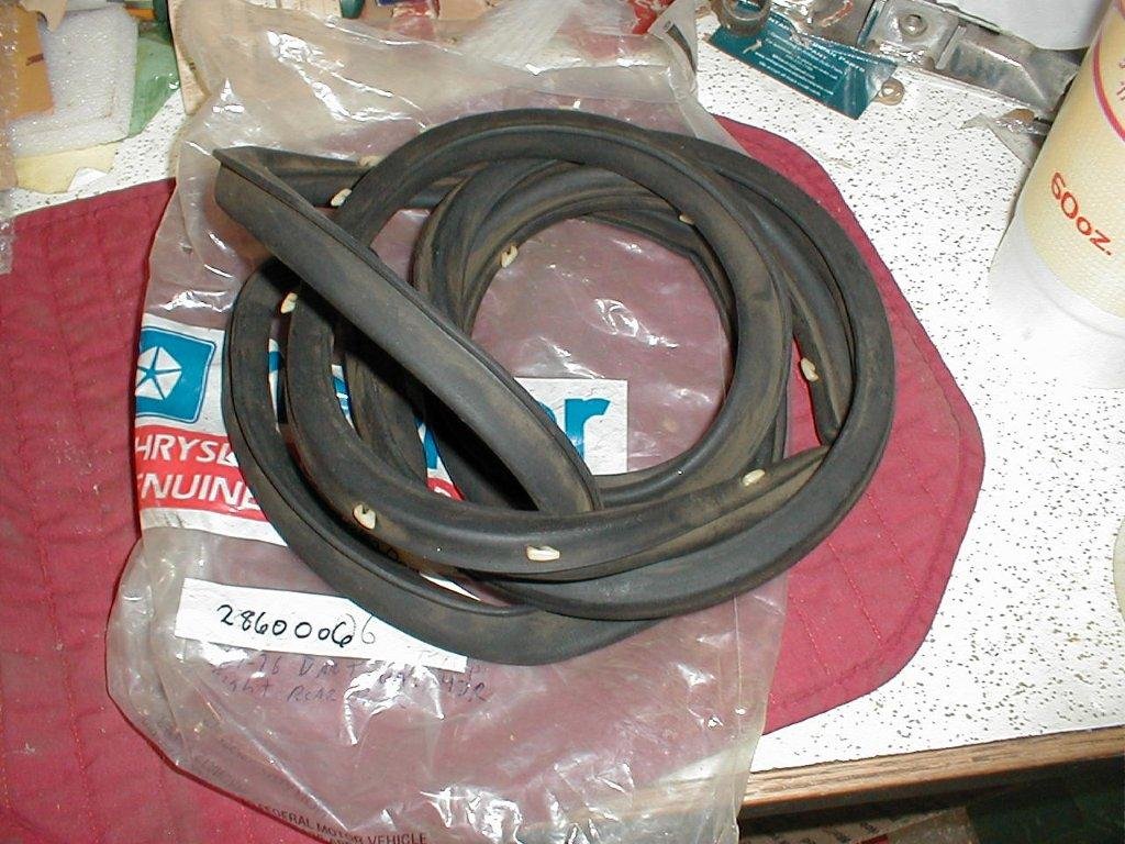 NOS Mopar Weatherstrip Right Rear Door 1967-76 A Body Plymouth Dodge 4 ...