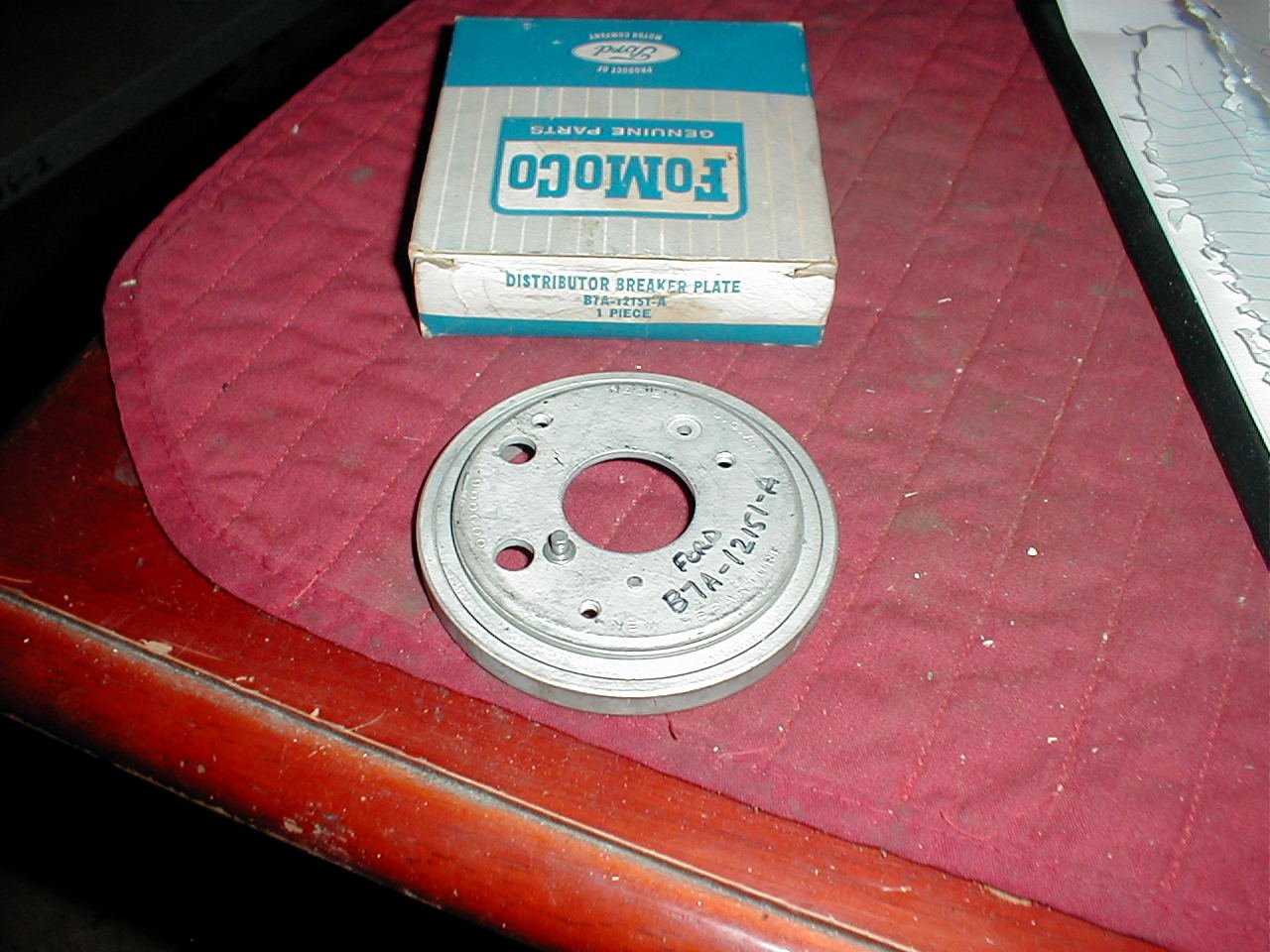 NOS Distributor Breaker Plate V-8 1959-60 Ford Lincoln Mercury