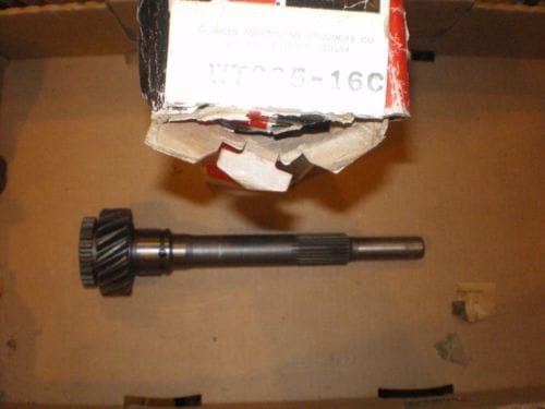 NOS Mopar Transmission Main Drive Pinion 1963-9 W/ Heavy Duty A745 3 ...