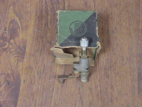 NOS Mopar Wiper Pivot 1939 Chrysler DeSoto & Dodge Models - Hiltop Auto ...